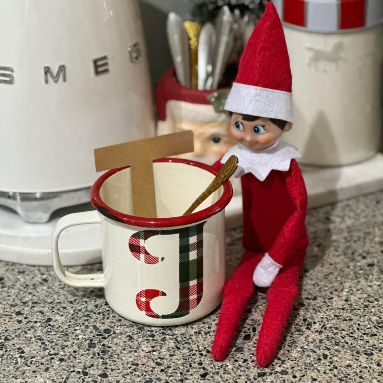 Last-Minute Elf on the Shelf Ideas for Children - Busy Bees